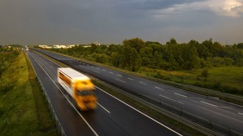 NÚSZ: roham indult a 2020-as éves e-matricákért
