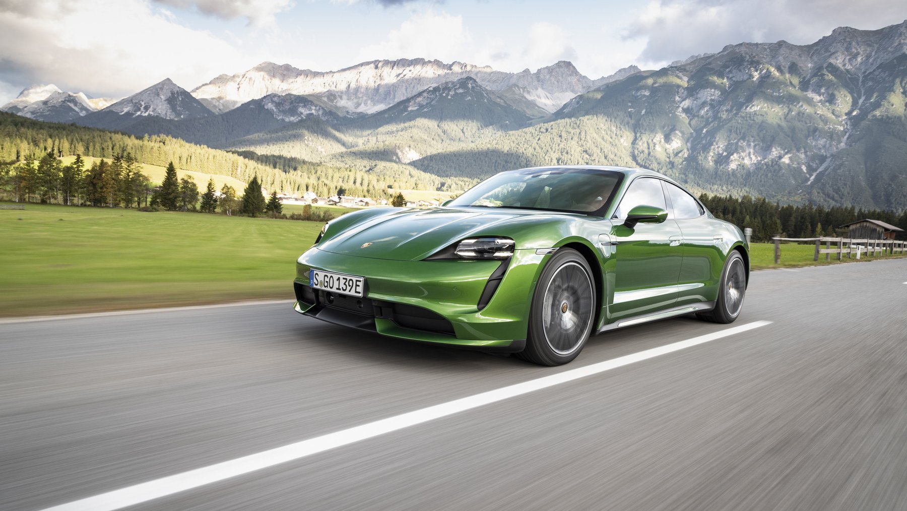 Termikus elszabadulás ellen küzd a Porsche — Totalcar