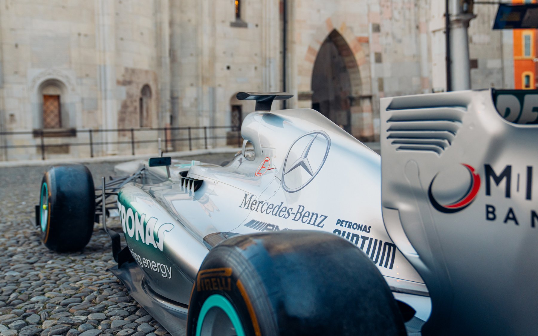 2013 Mercedes-AMG Petronas F1 W04 — Totalcar