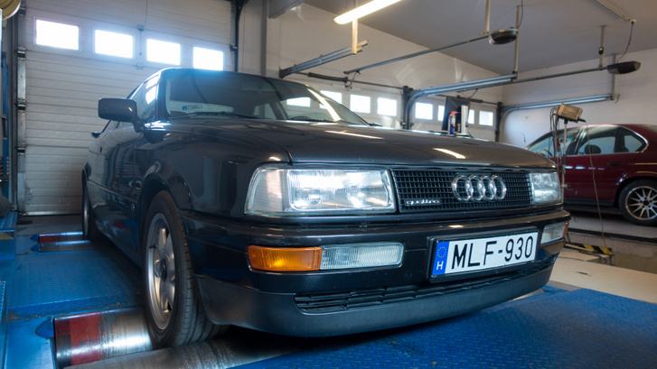 Megvolt a Quattro-felirat, ami gyárilag fűti a szélvédőt? | Totalcar