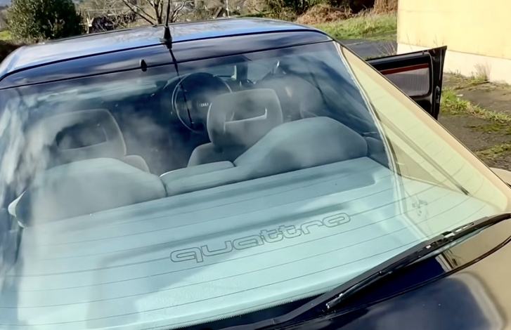 Megvolt a Quattro-felirat, ami gyárilag fűti a szélvédőt? | Totalcar