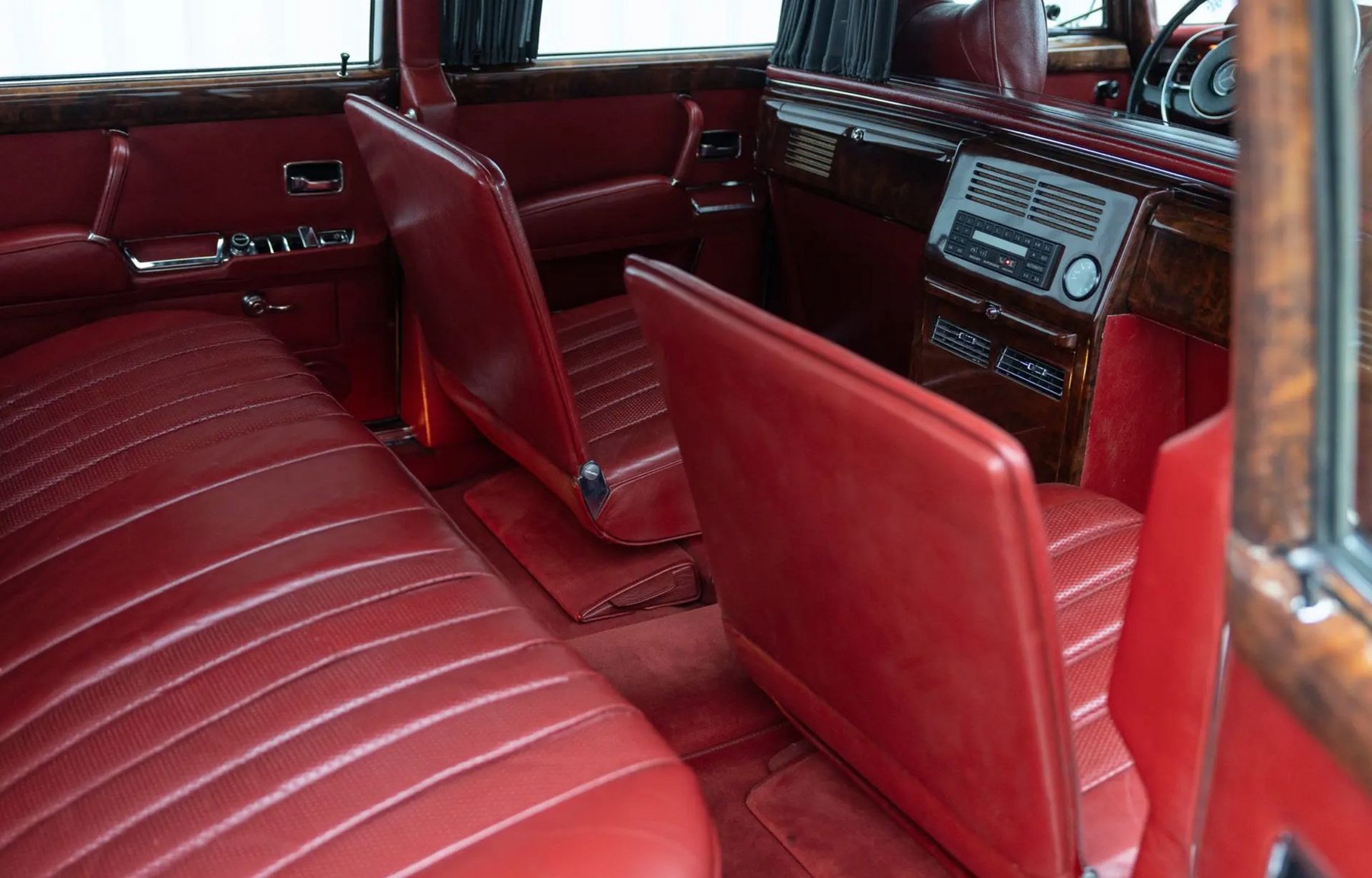 Mercedes-Benz 600 Pullman Landaulet Six-Door - 1974. — Totalcar