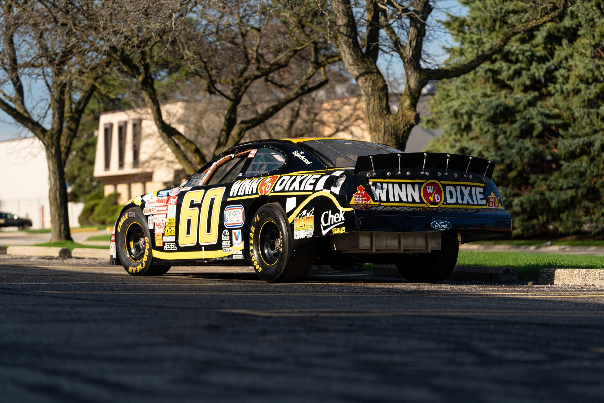 Ford Taurus NASCAR versenyautó - 2000. | Totalcar
