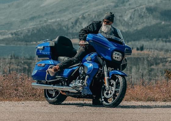 A Harley épp próbál rájönni, mit jelent a harley-zás | Totalcar