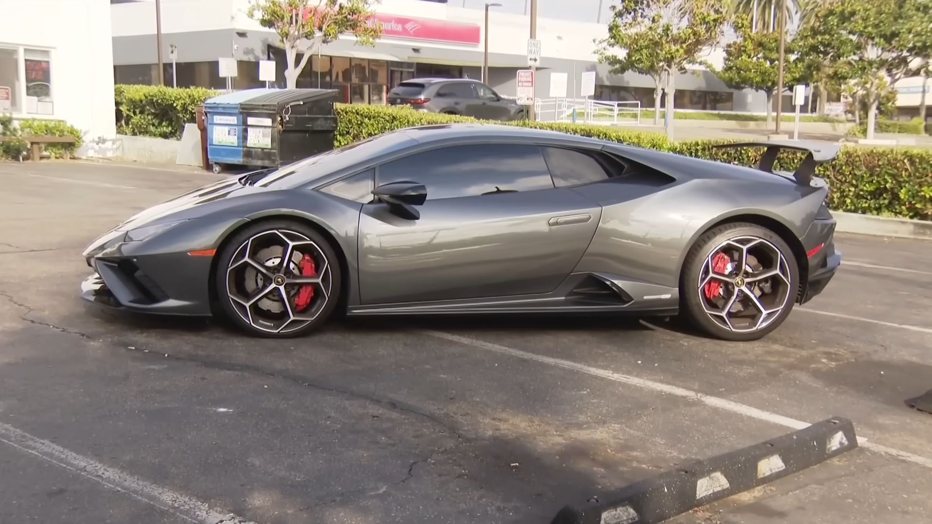 Két éve ellopott százmilliós Lamborghinit talált meg a ChatGPT — Totalcar